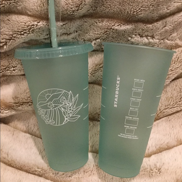 Starbucks | Dining | 2 Starbucks Green Reusable Cups Earth Day 22 ...